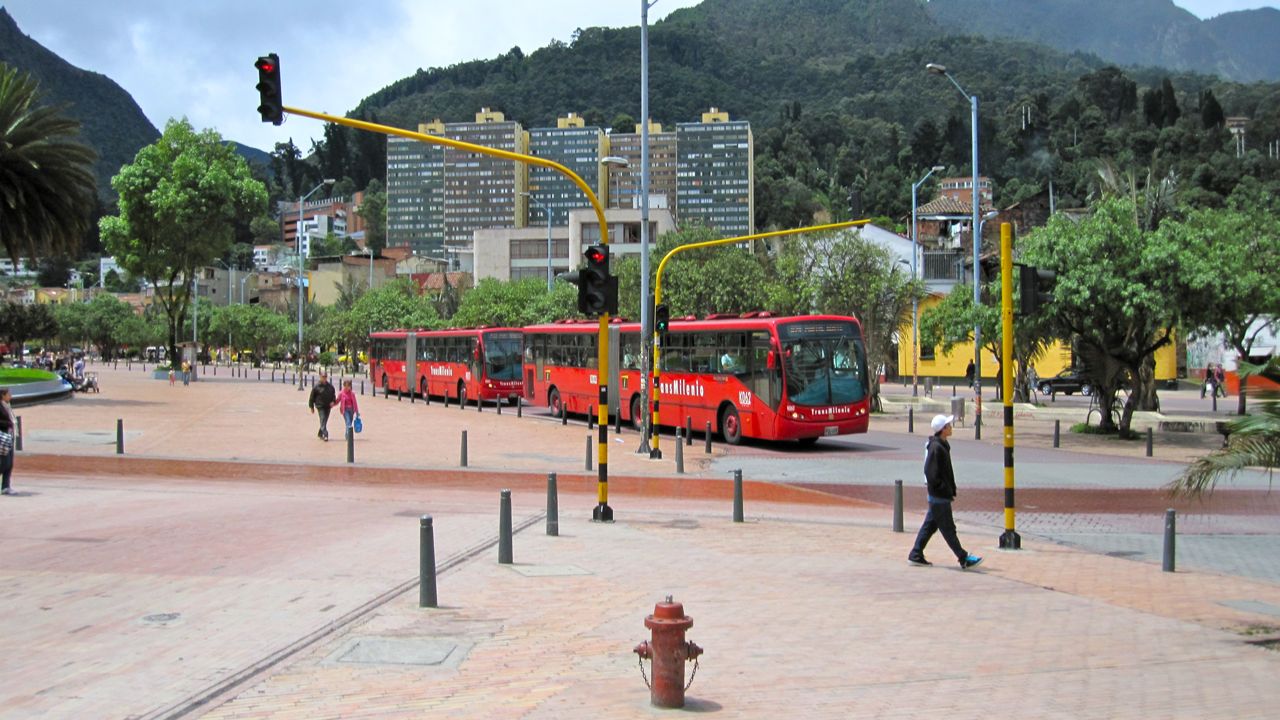 Photo Essay: A Tale of Two Bus Systems in Bogotá - Bus Rapid Transit ...